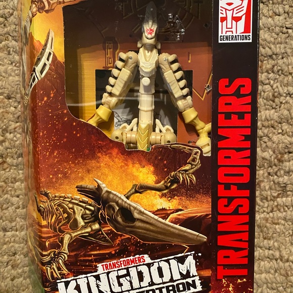 Hasbro | Toys | New Wingfinger Transformers War For Cybertron Trilogy ...